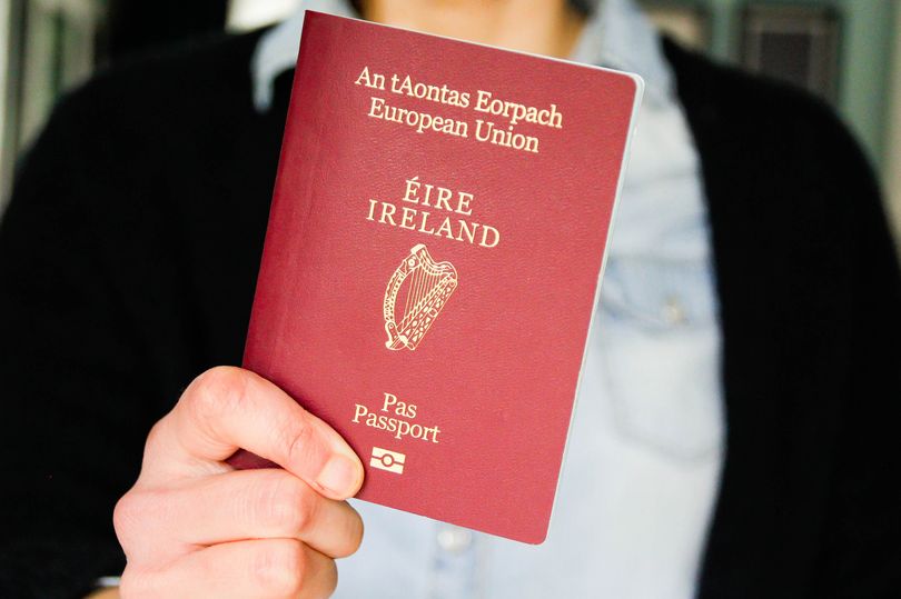 Passport warning for Irish students traveling to US on J1 this summer