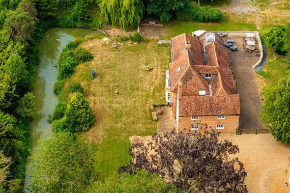 Misery for Captain Tom Moore's family as house price slashed by £300k