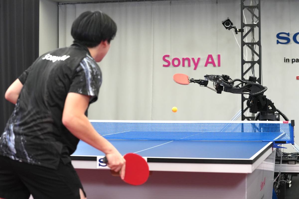 Robot beats professional table tennis players, maker calls it a ...