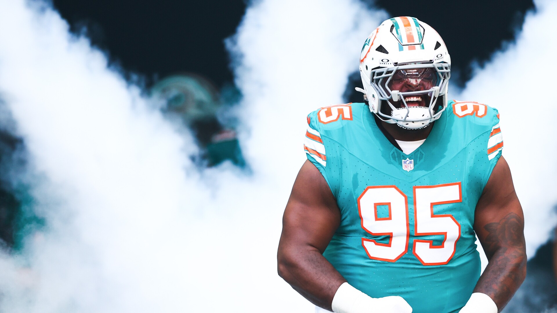 Raiders sign DT Benito Jones