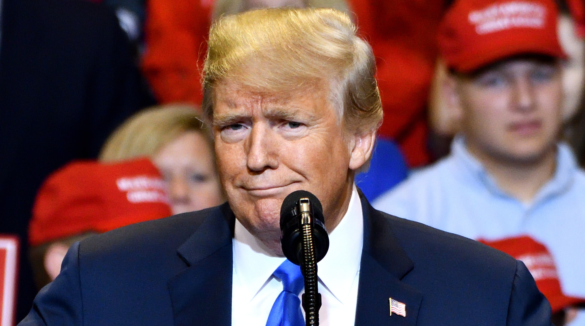 Trump : un nouveau sondage sur son taux de popularité relance des ...