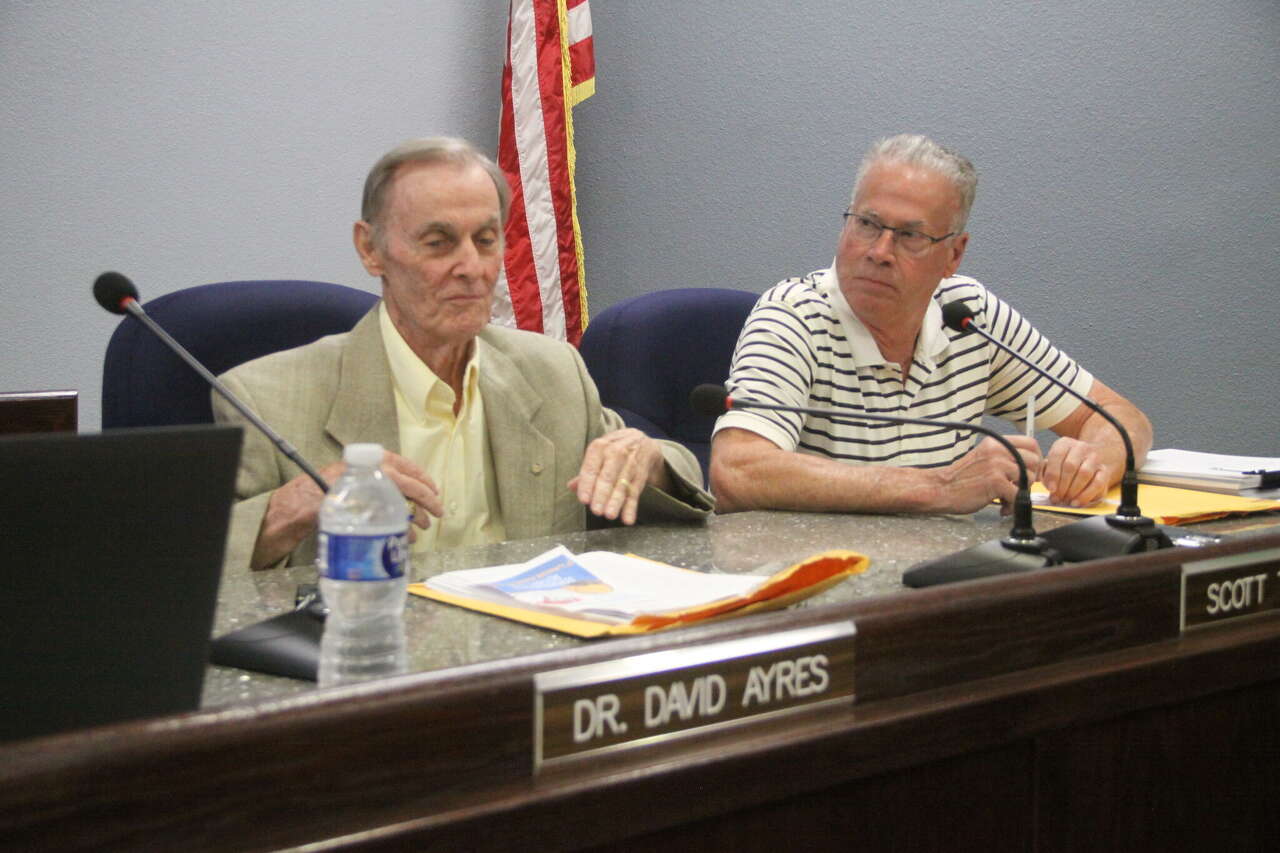 Wood River approves $6 million solar project for water, wastewater plants