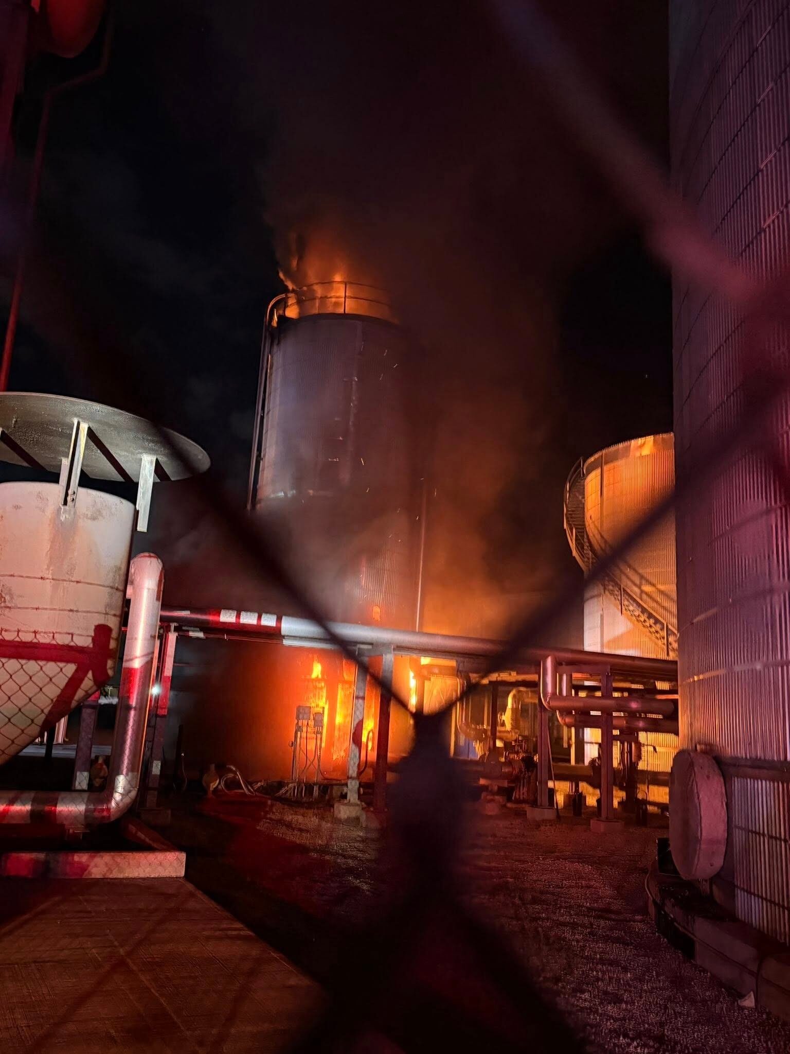 Crews battle chemical tank fire at S&Y terminal in Daviess Co.