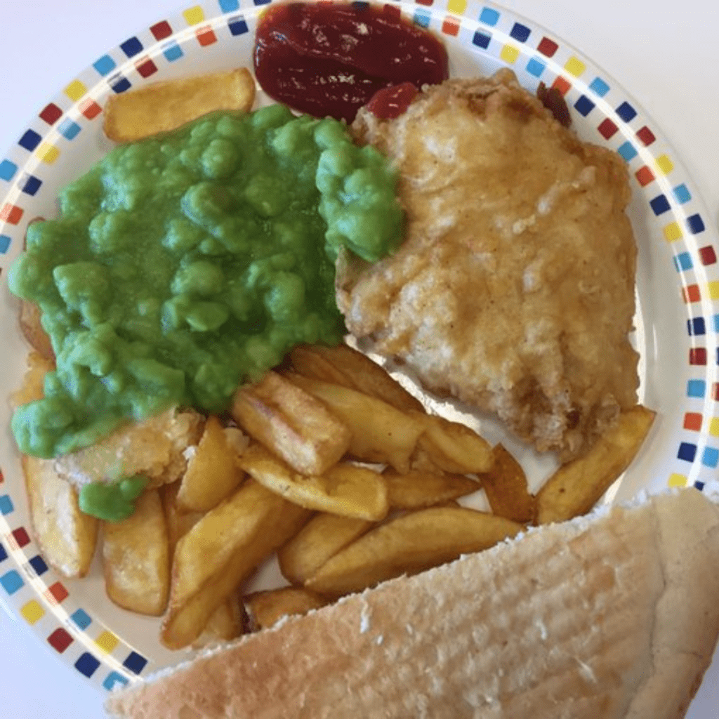 45 common UK meals that make tourists question British taste buds