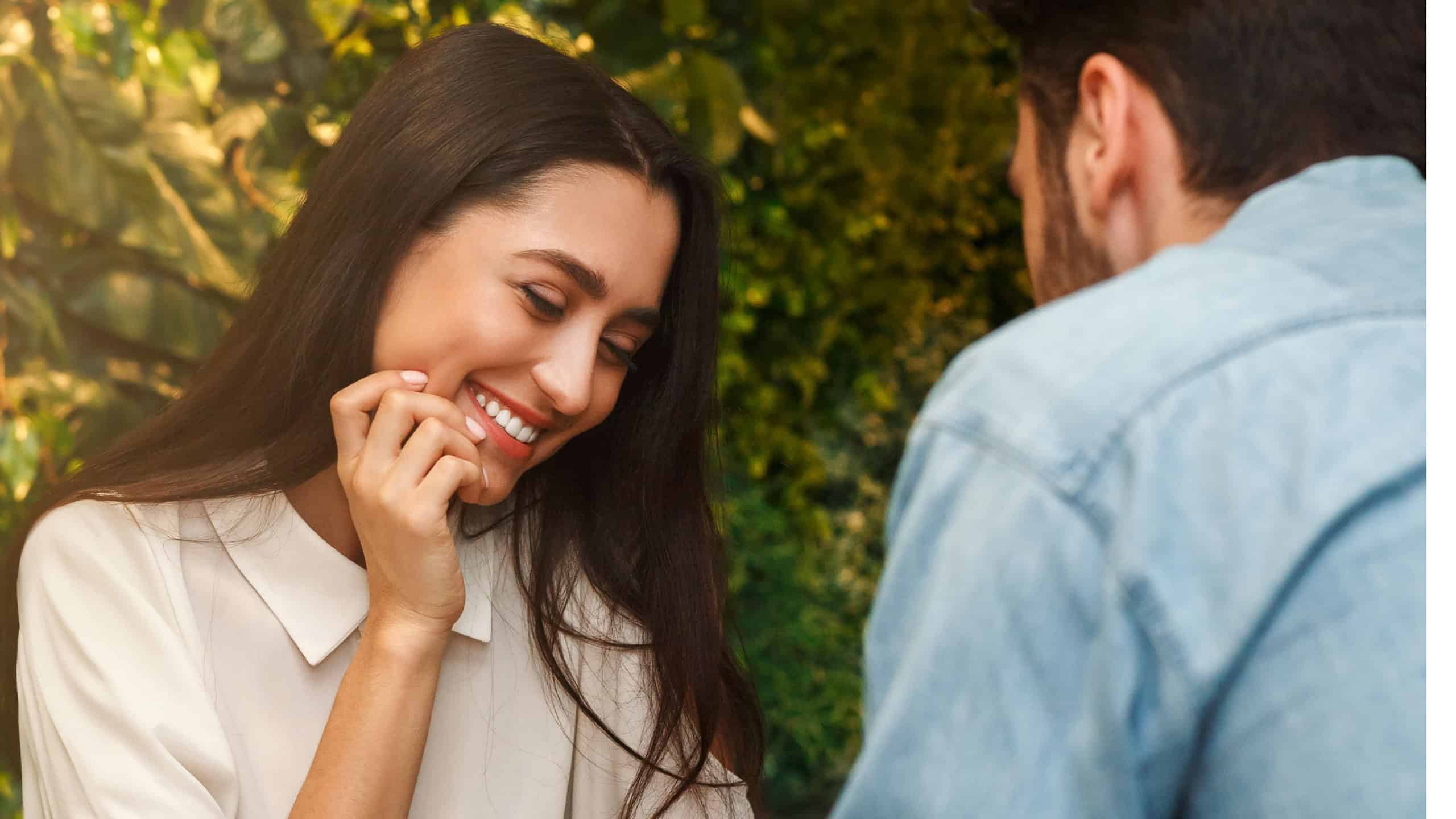 10 things women want to hear on the first date