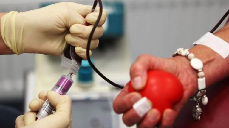 American Red Cross urges blood donations amid sharp summer decline