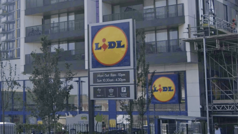 Armed police swoop on suspected gunman inside Lidl supermarket as ...