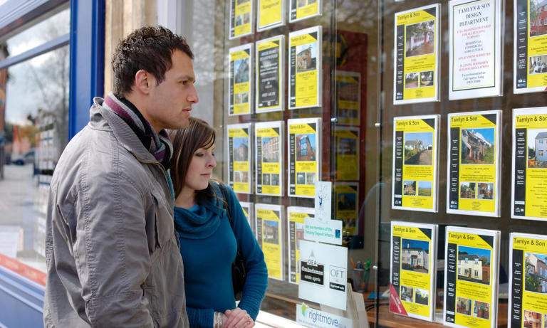 Mortgage rates in biggest fall for over a year despite Iran war ...