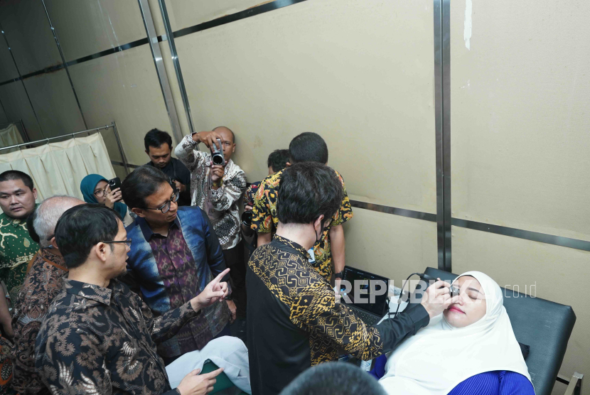 Deteksi dini preeklamsia dihelat, puskesmas di Garut dibantu USG hingga ...