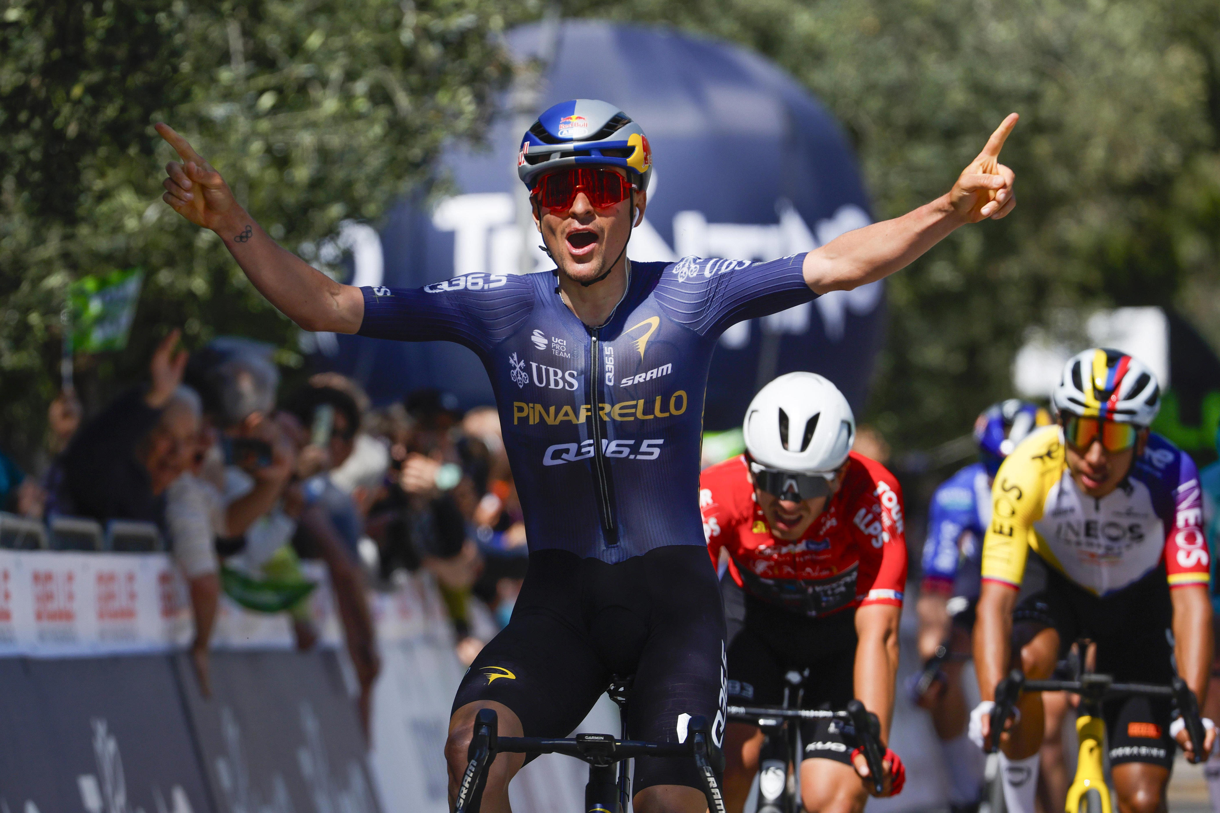 🎥 Via hulplijn alsnog naar topvorm in Luik? Tom Pidcock boekt knappe ...