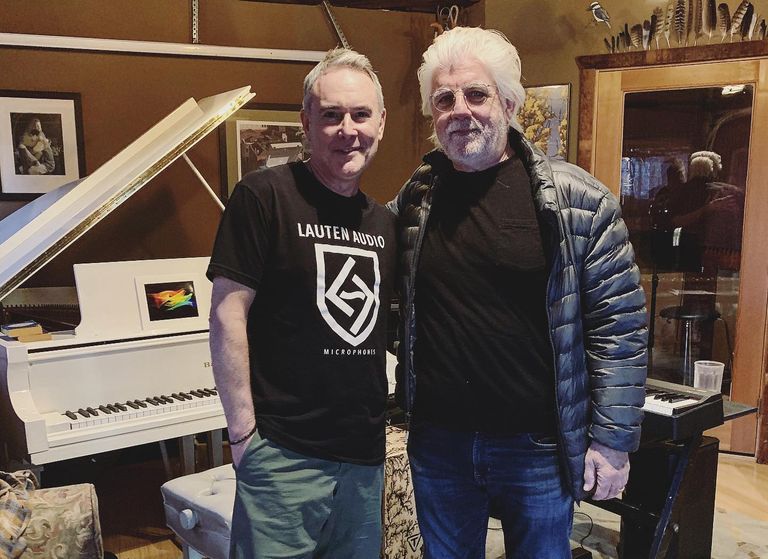 Long lost son discovers his biological dad is a global singing sensation