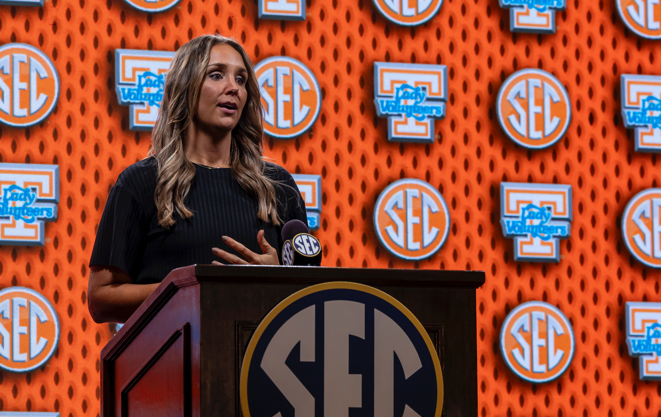 Lady Vols head coach Kim Caldwell is trying to pull off a 'Hail Mary ...