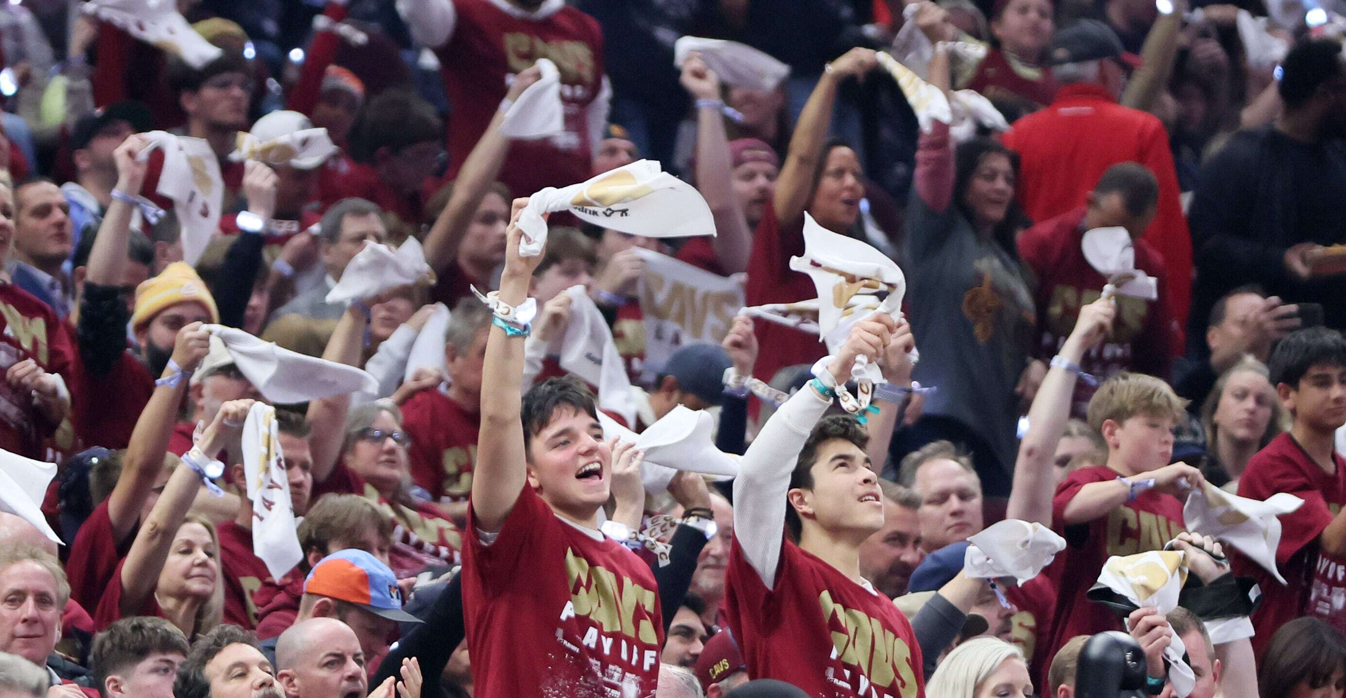 Cavaliers set watch parties at downtown Cleveland bars for road games ...
