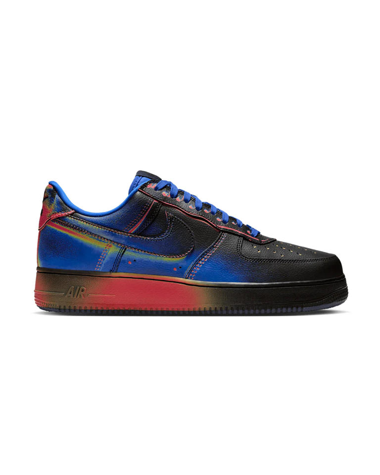 You can only buy this Knicks-inspired Nike Air Force 1 at one store
