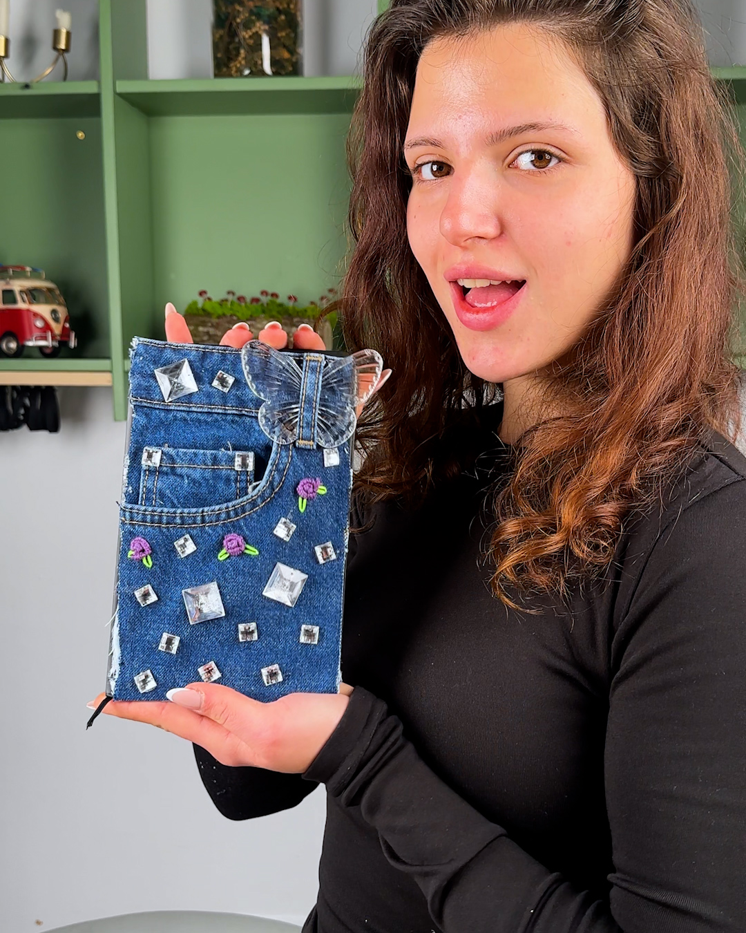 Couverture en jean sertie de strass pour votre journal📔💎