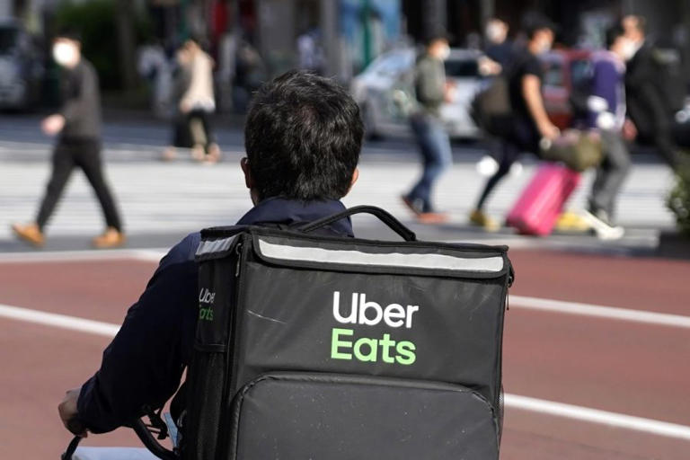 Uber Eats now lets customers return retail items from their couches