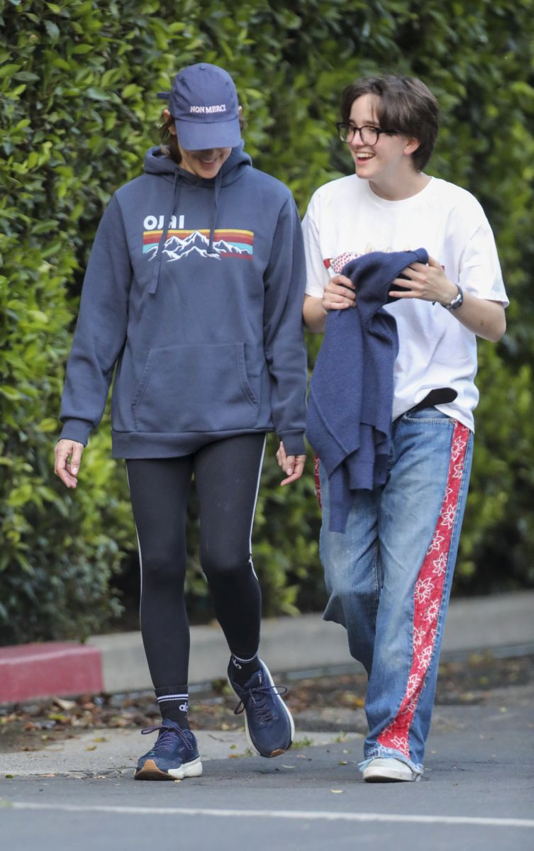 Jennifer Garner shares sweet mother-child moment with Fin Affleck after ...