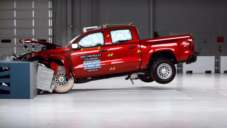 Toyota Tacoma vs. Chevrolet Colorado vs. Jeep Gladiator: Which pickup ...