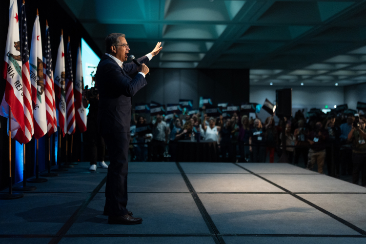 Watch live: Debate in California governor race