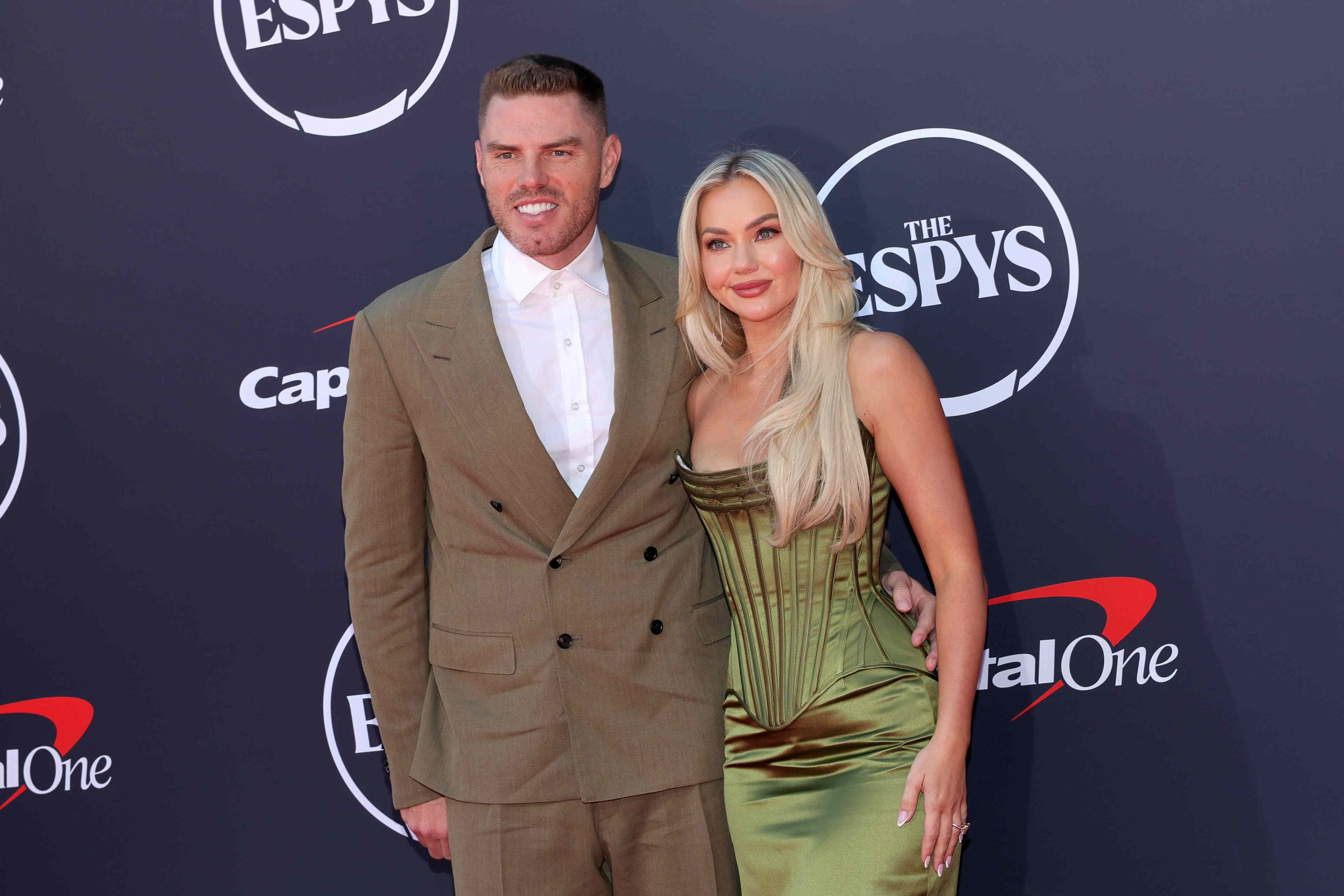 Dodgers' star Freddie Freeman and his wife welcome a baby girl—and ...