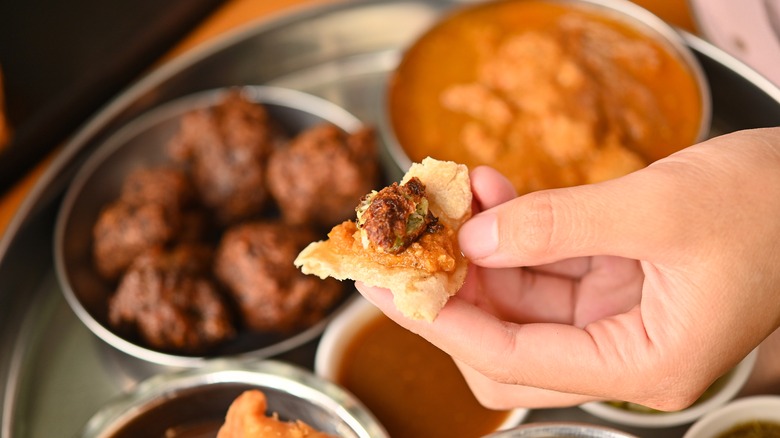 The rules for eating with your hands in India, Africa, and the Middle East