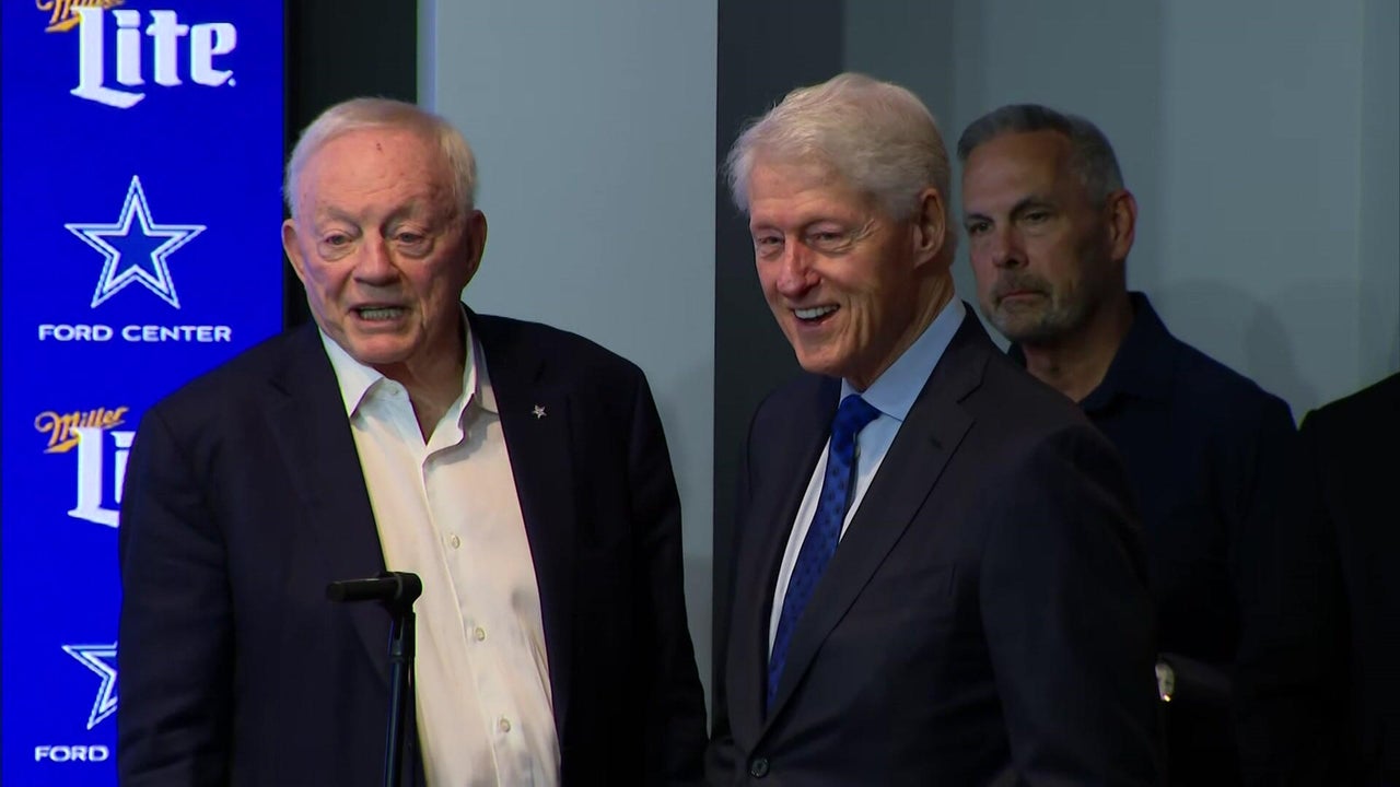 Bill Clinton drops in on the Dallas Cowboys NFL draft news conference