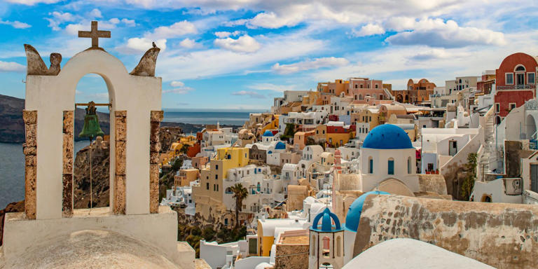 Η Αγία Ειρήνη καθιερώνεται επίσημα ως πολιούχος της Σαντορίνης ...