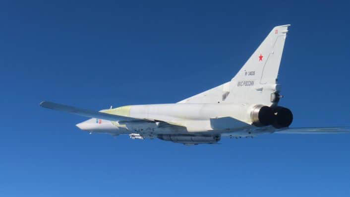 Russian Tu-22M3 bombers carrying long-range supersonic missile ...