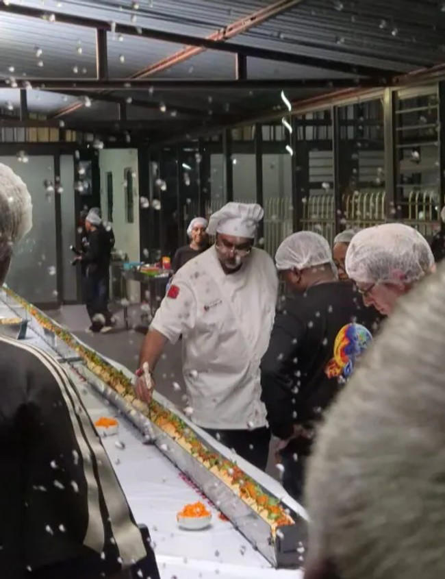 South Africa sets new Guinness World Record for world's biggest bunny chow