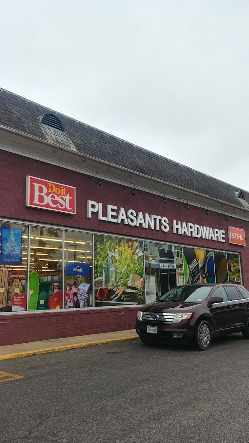 Virginia’s iconic 15,000-square-foot tool paradise is a dream ...