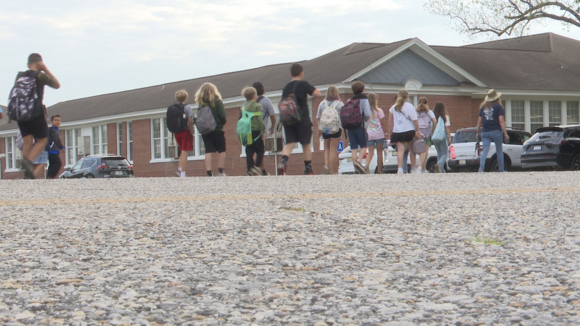 Baldwin County students walk, bike to school for Earth Day event