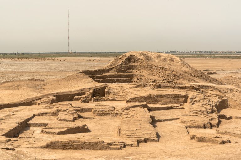 4,500-year-old Sumerian palace found in Iraq, upending views