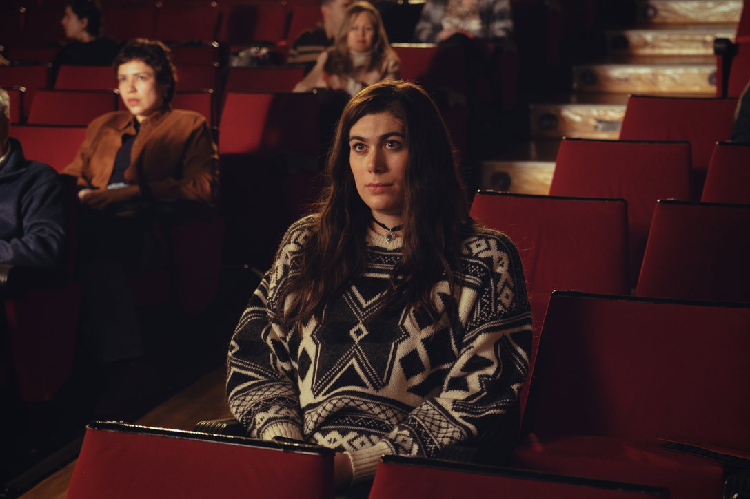 Watch: Manu Ríos undergoes a major makeover for intersex Netflix drama ...