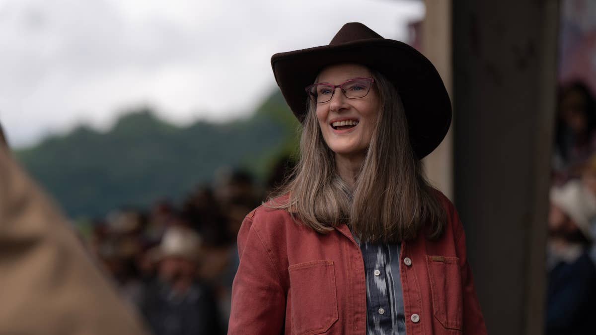 Annette O'Toole discusses Hope's betrayal by Doc in 'Virgin River ...