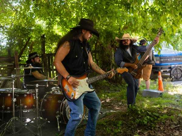 Los Lonely Boys tapped to headline Pearl's first-ever music fest