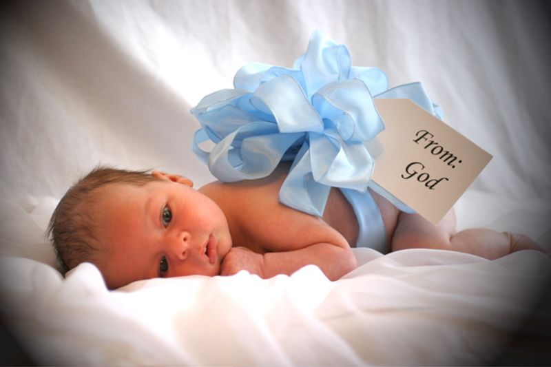 20 vintage baby names from the 1940s that still sound beautiful today