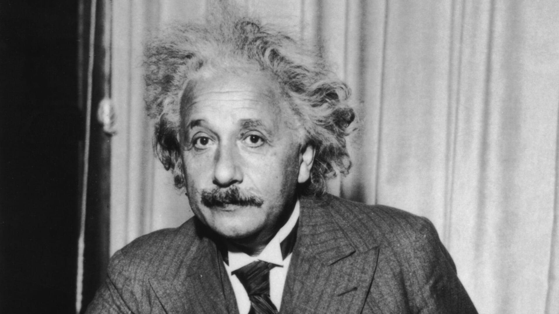 Albert Einstein, físico nuclear: “La monotonía y la soledad de una vida ...
