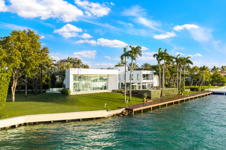 'Scarface' house on Florida's Key Biscayne lists for $237 million