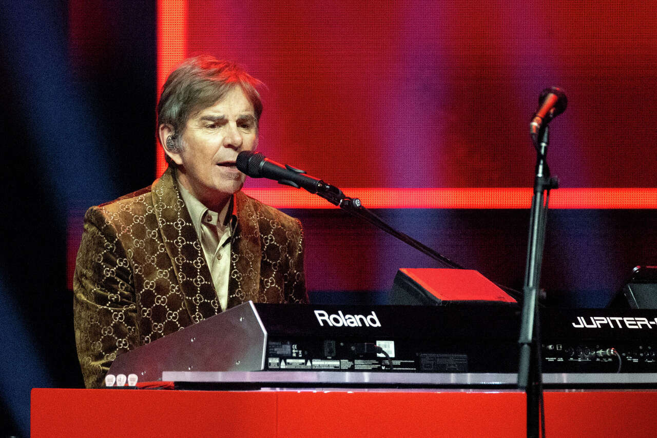 Journey keyboardist seeks investors for Christian project with Kid Rock ...