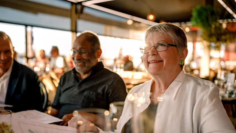 Psychologist says if you check the menu before arriving at a restaurant ...