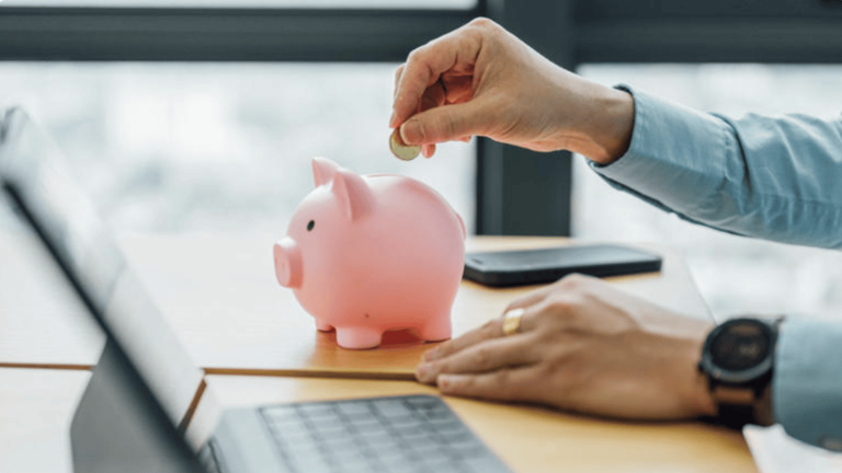 The 7 money habits the wealthy swear by: Are you doing them?