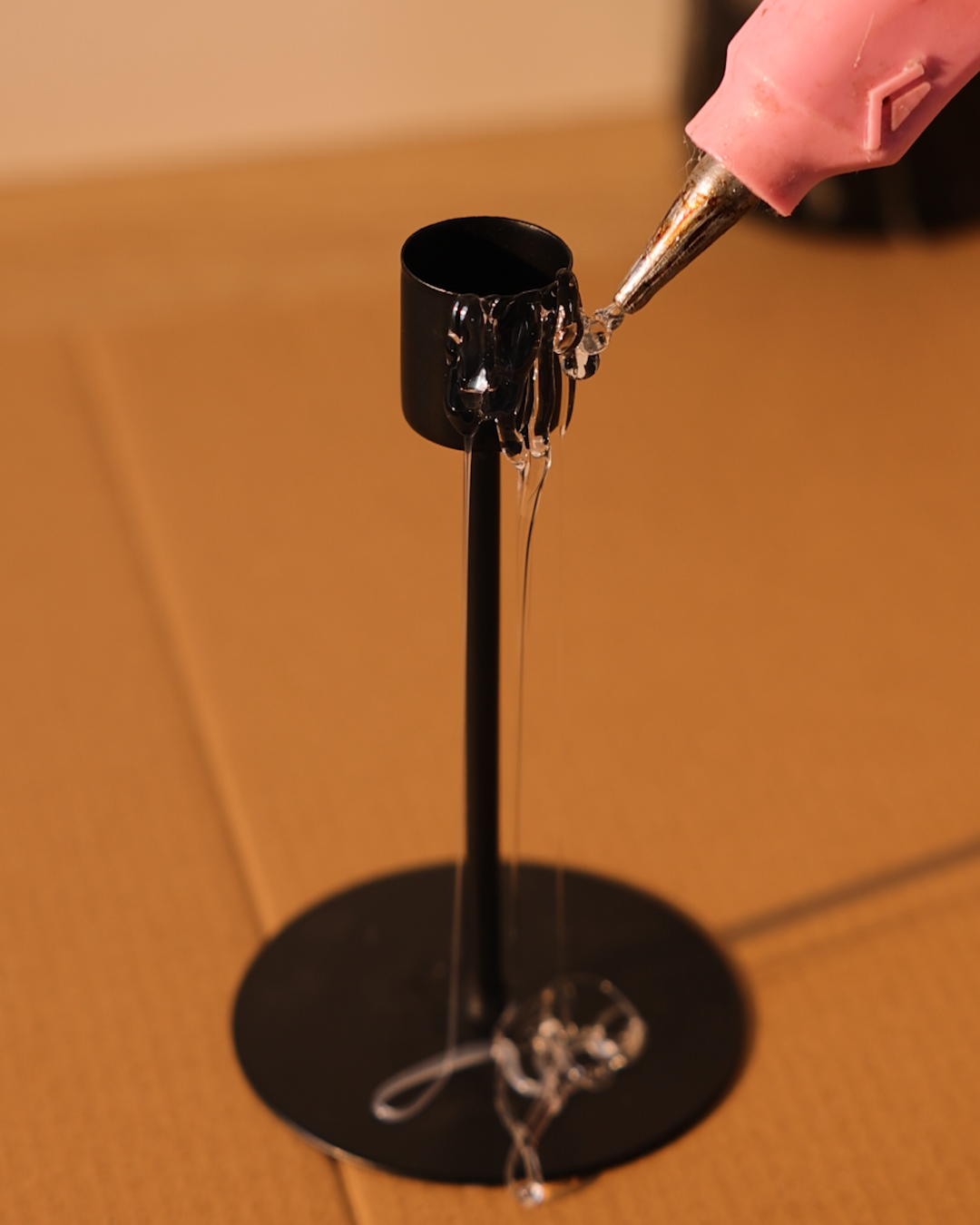 Idée de décoration DIY avec un porte-bougie unique 🕯️