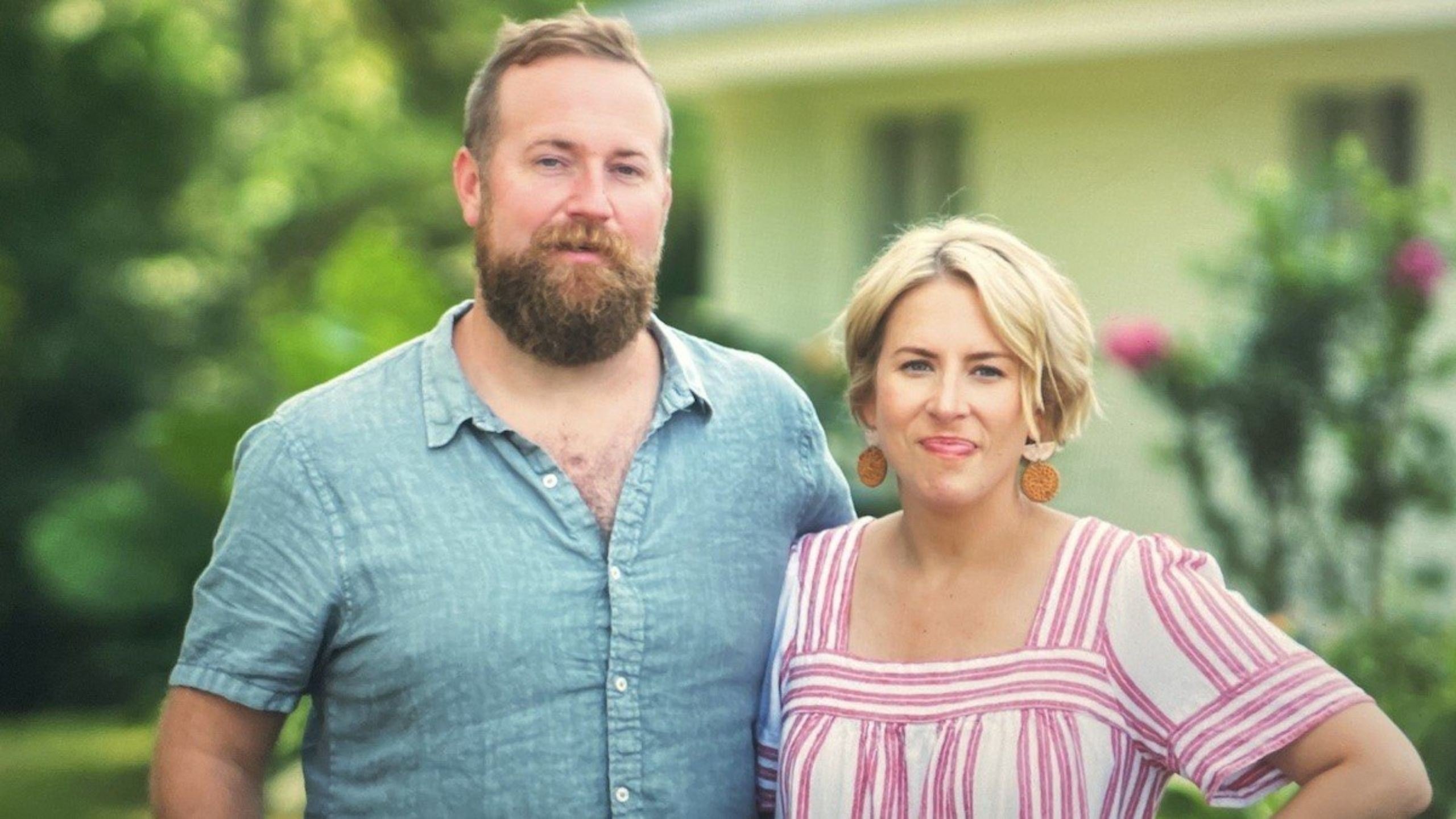 Emotional moment HGTV star Erin Napier breaks down in tears after ...