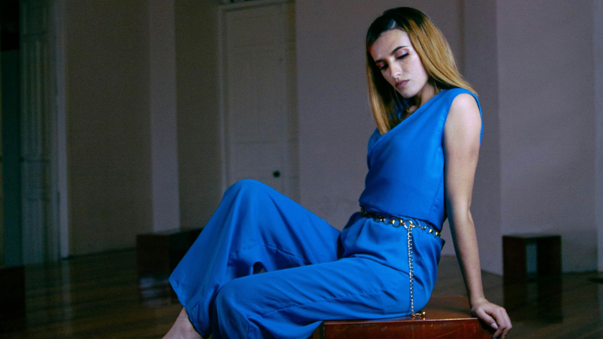 10 colors that photograph beautifully & 10 that often disappoint