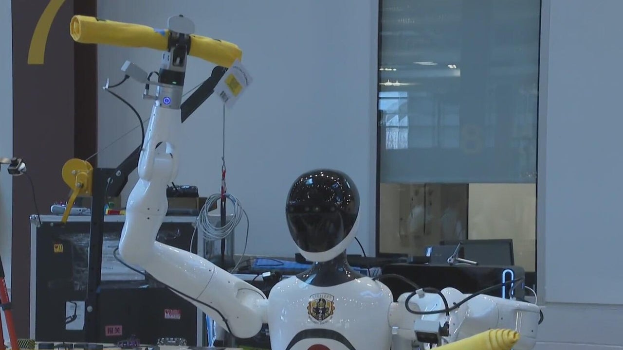 CMU promotes AI and robotics in draft week showcase