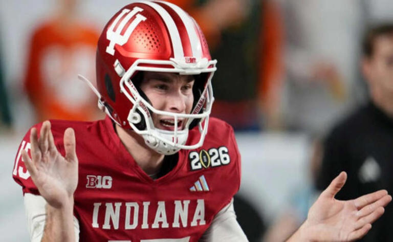 NCAA: Are college football playoffs expanding? A new format gains momentum