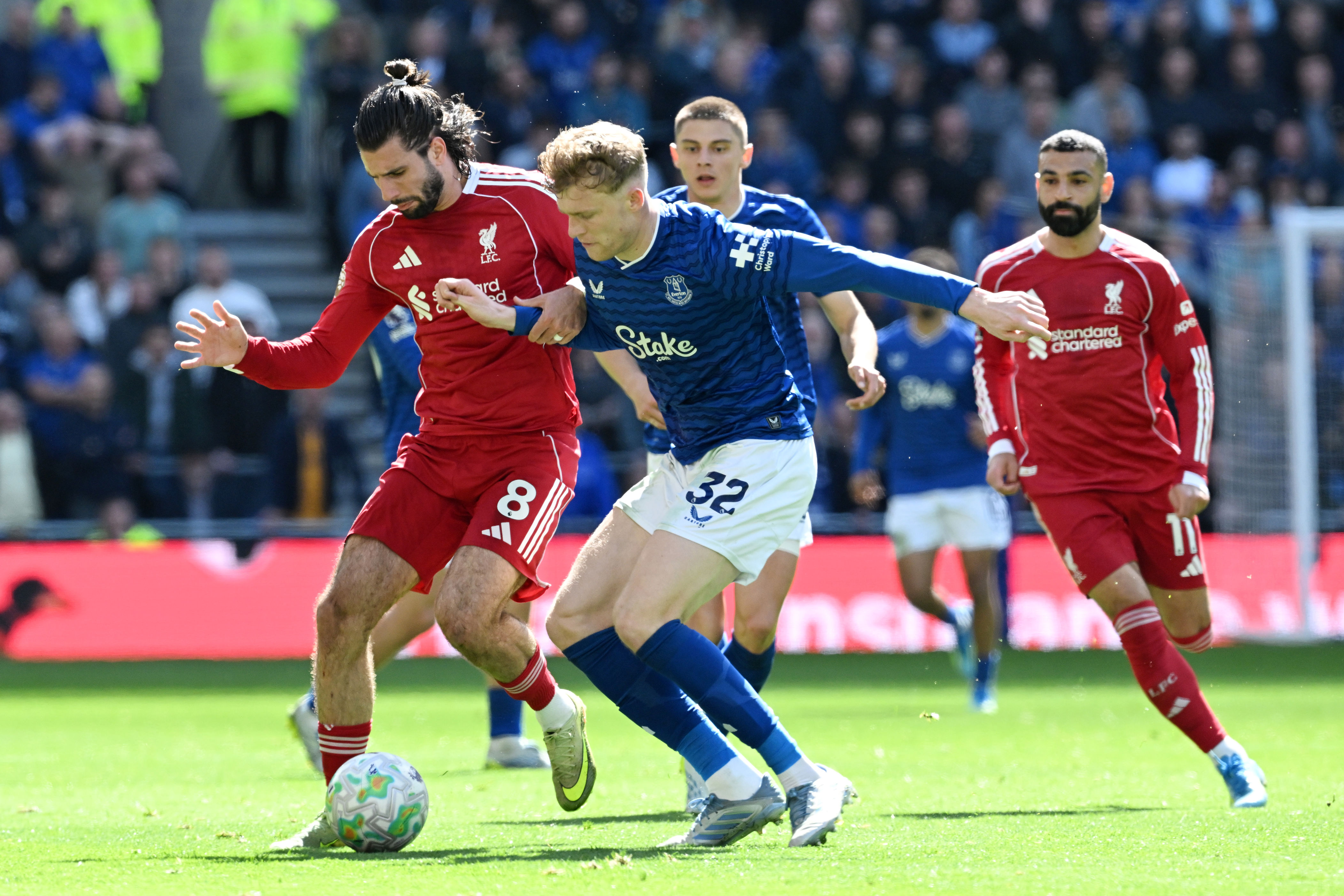 Thursday’s Everton news: Branthwaite out, Parrott and Tchatchoua linked
