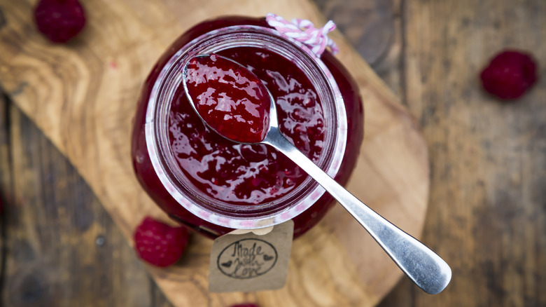 25 best ingredients to include in your Greek yogurt bowl