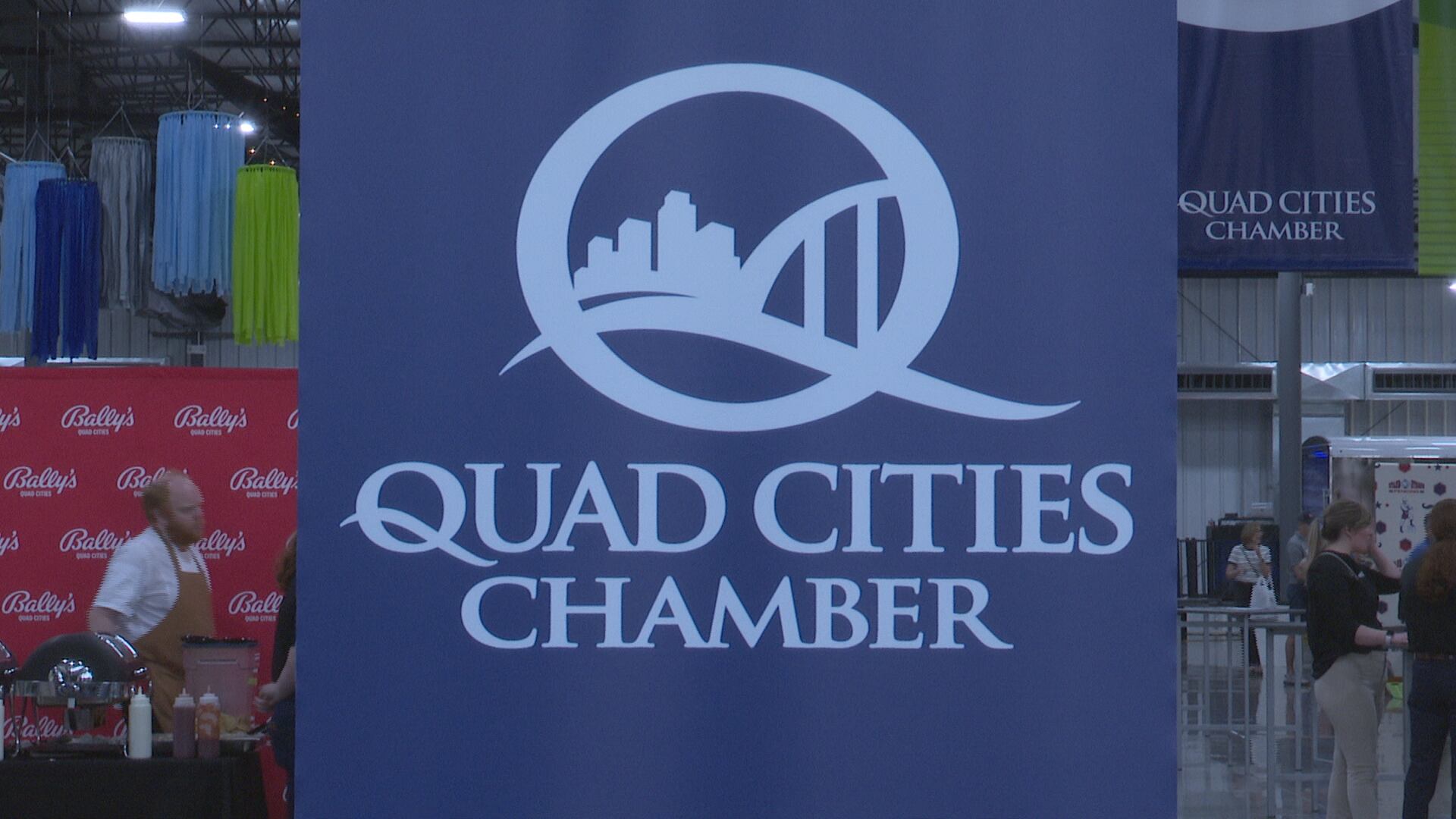 Best of the Quad Cities: Hob Nosh highlights businesses, bites and beats