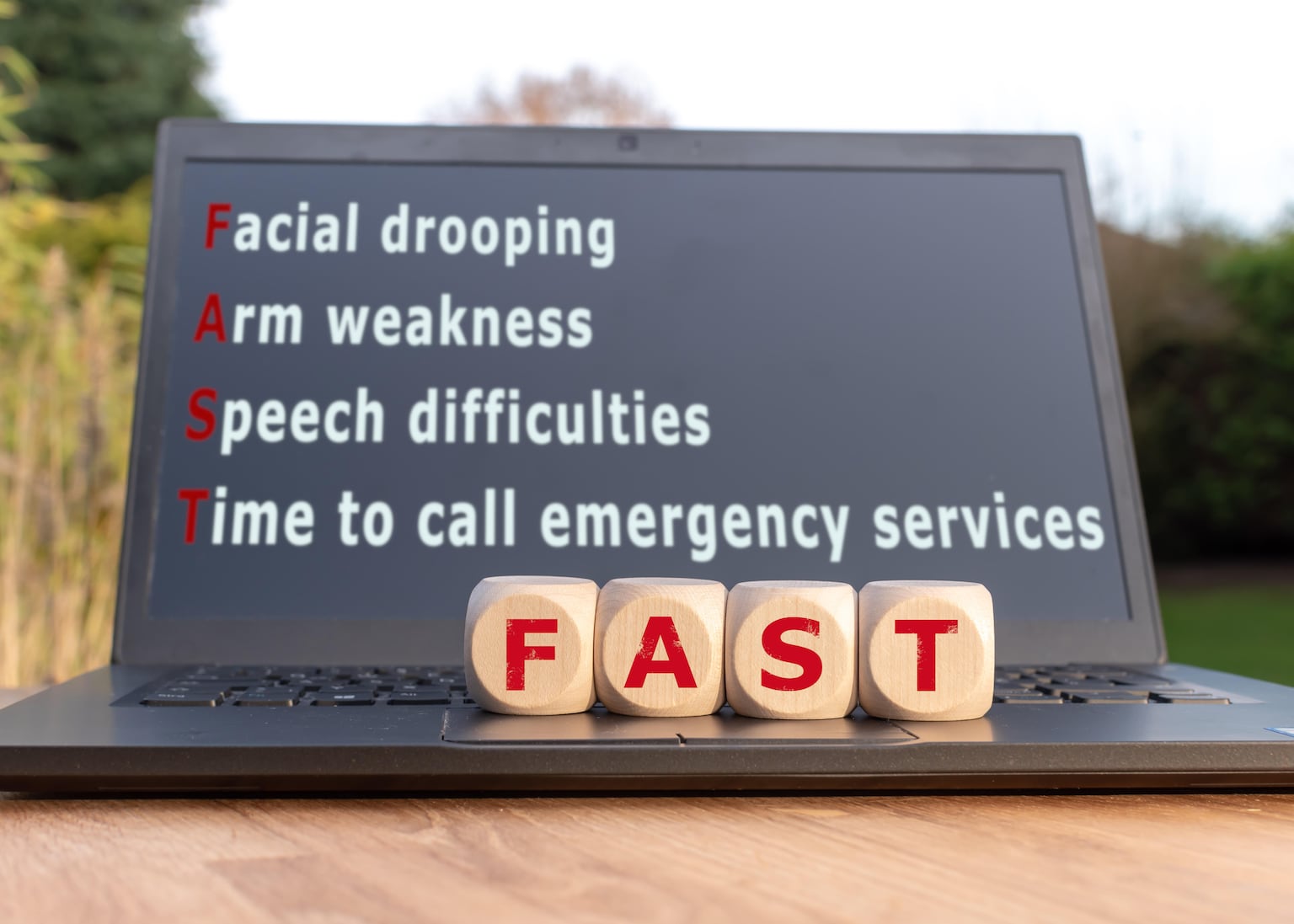 7 dos and dont’s when you spot someone having a stroke